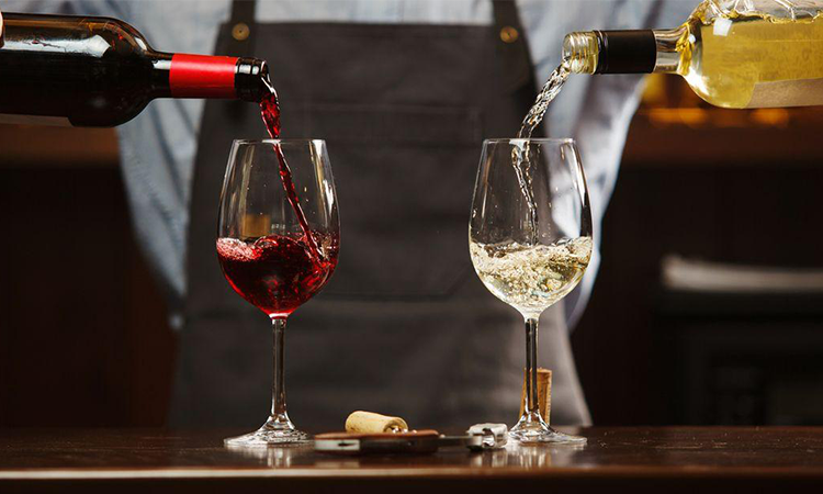 Vinul rosu versus vinul alb – care este mai sanatos – Fabricat In ...