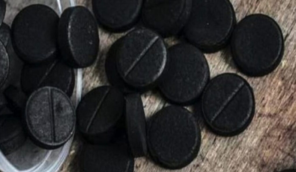 Carbunele elimina toxinele din organism si scade colesterolul. Iata ...